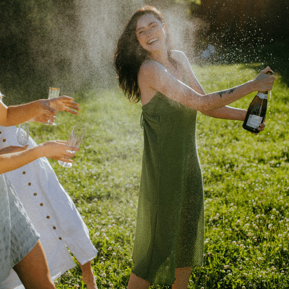 Top 10 Stunning Green Graduation Dresses for 2024 Graduations